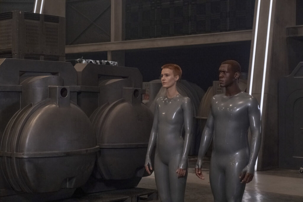 ‘Raised by Wolves’, a série do mestre contador de histórias e cineasta ...