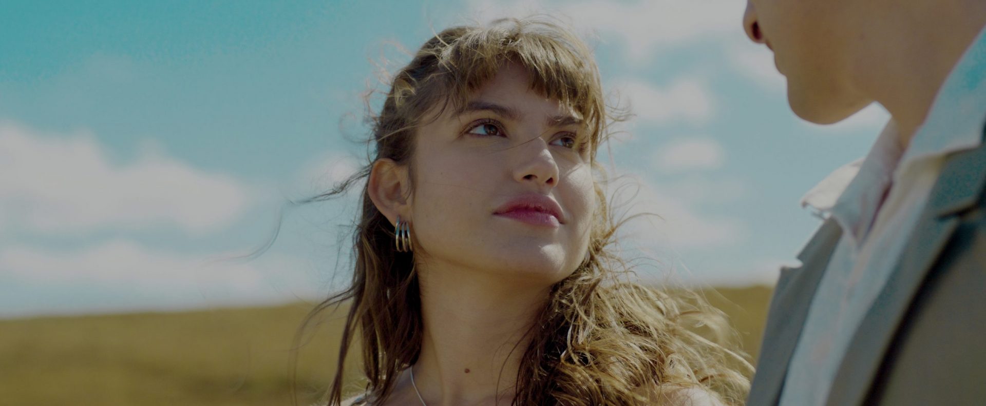 Perdida | Veja o teaser oficial com Giovanna Grigio e Bruno Montaleone ...